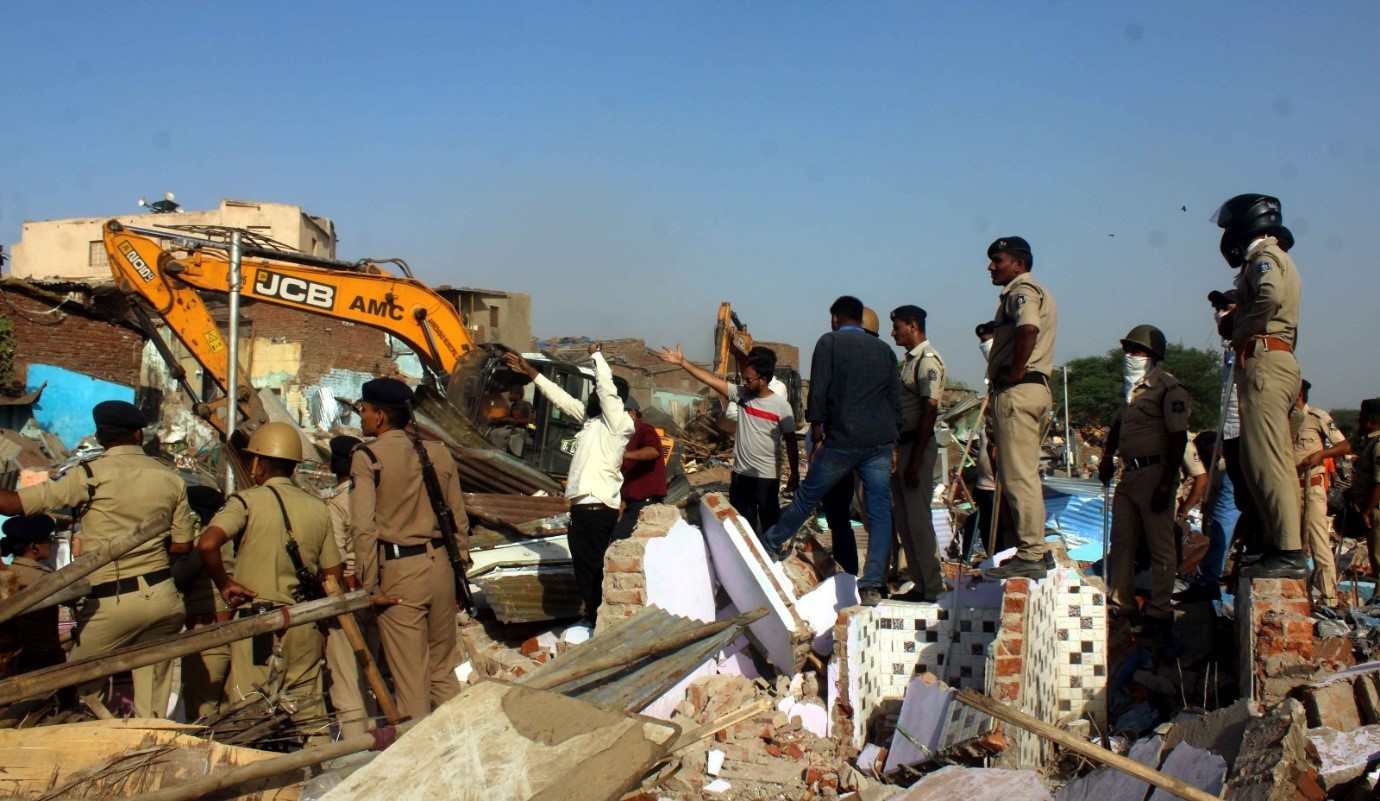 Gujarat HC refuses stay demolition, AMC launches massive demolition in ...